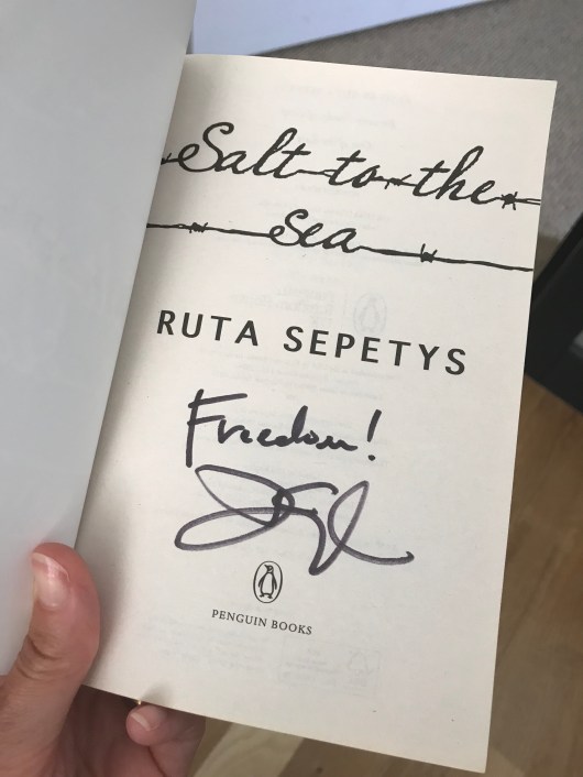 Book review ‘Salt to the Sea’ by Ruta Sepetys – Julia's books